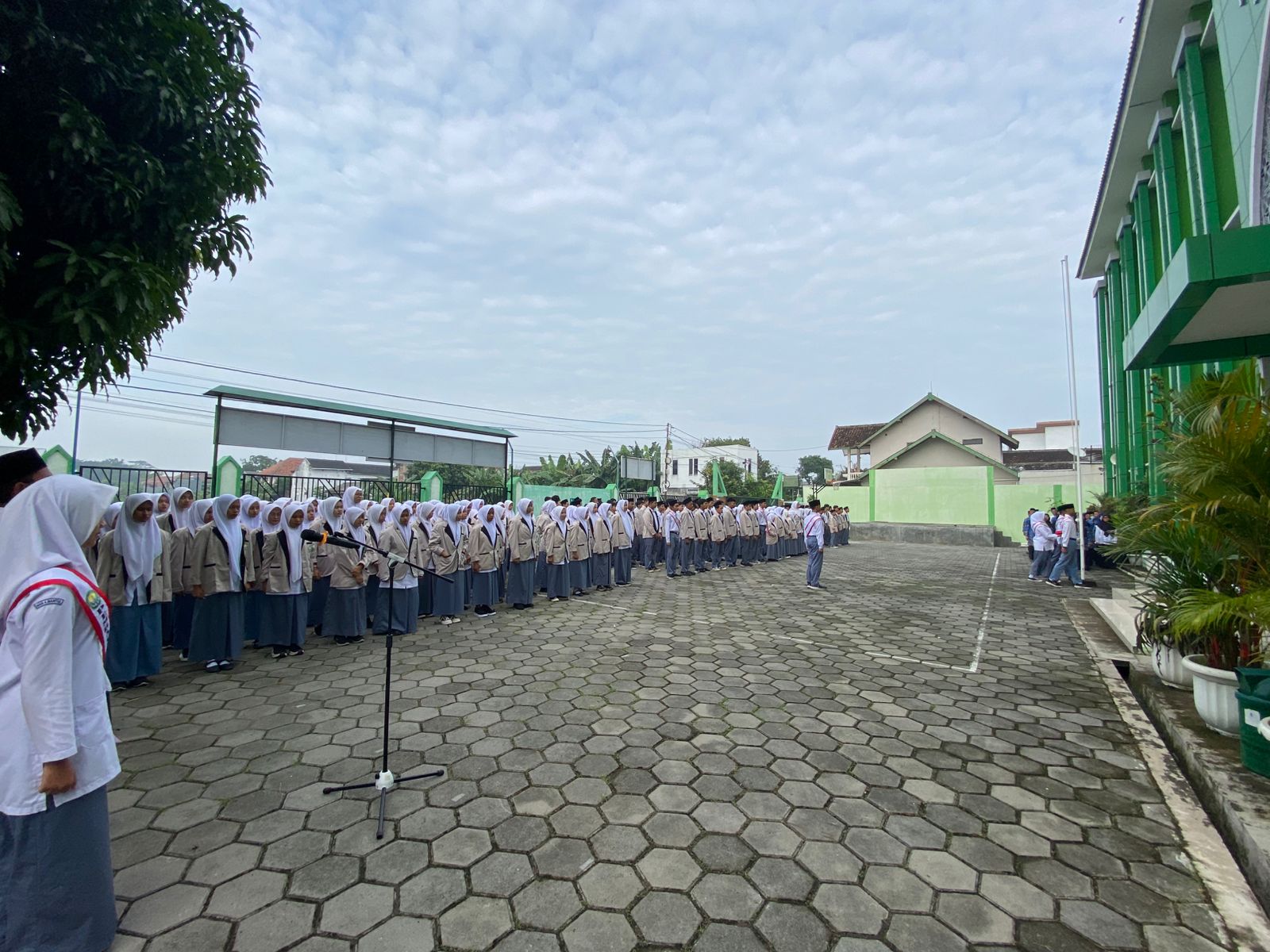 MAN 4 Bantul Kobarkan Semangat Pancasila, Refleksi dan Komitmen Kebangsaan pada Peringatan 1 ...